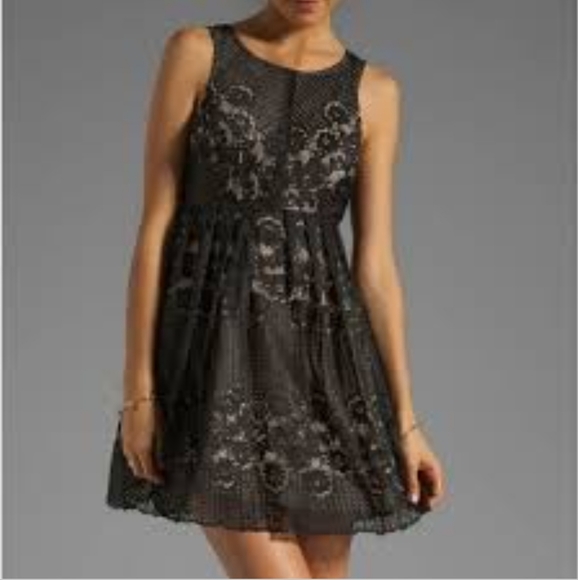 Free People | Dresses | Free People Black Rocco Open Keyhole Back Lace ...